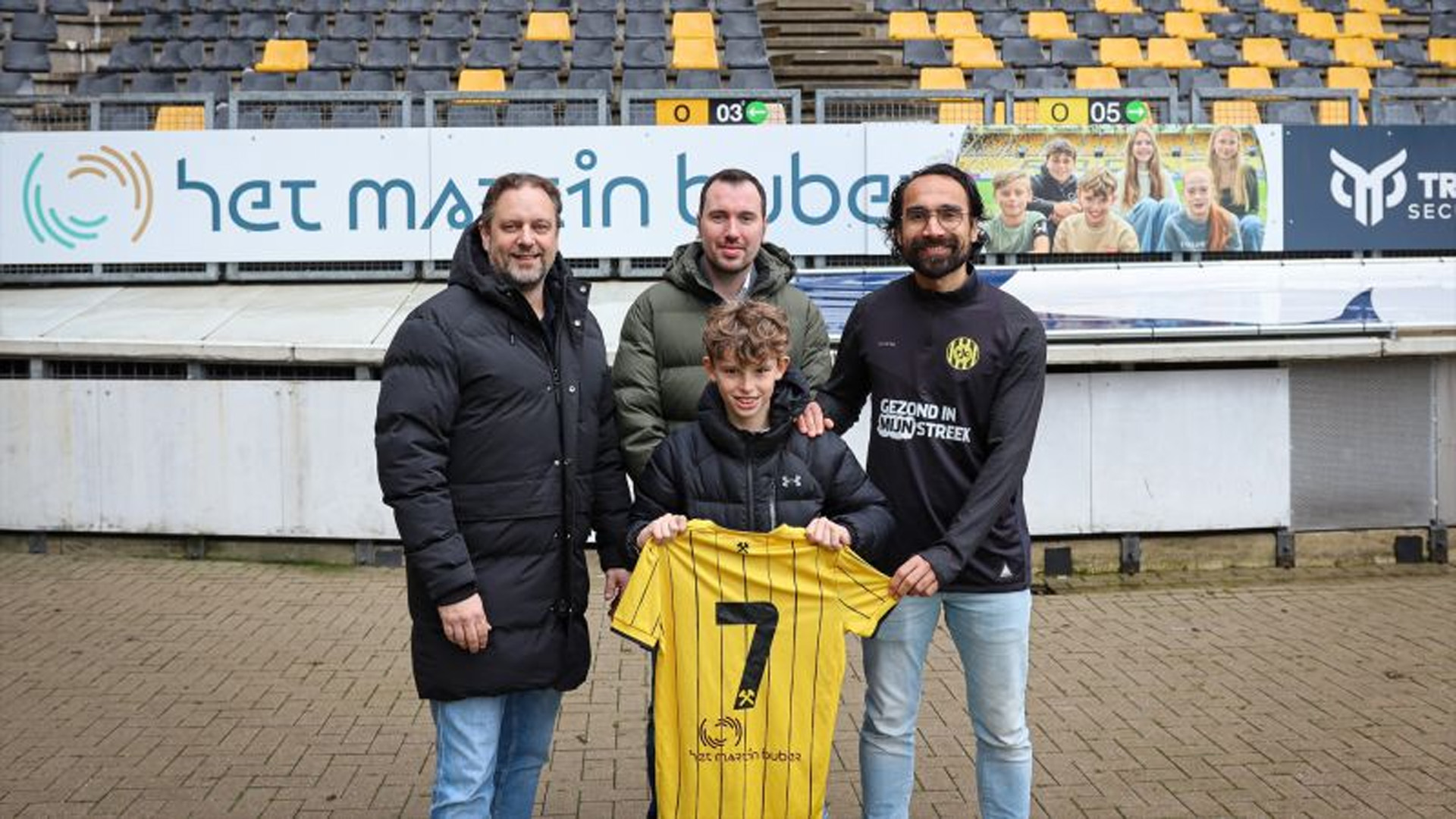 Het Martin Buber Prominent op Shirts van Roda JC Voetbalacademie - RTV Parkstad